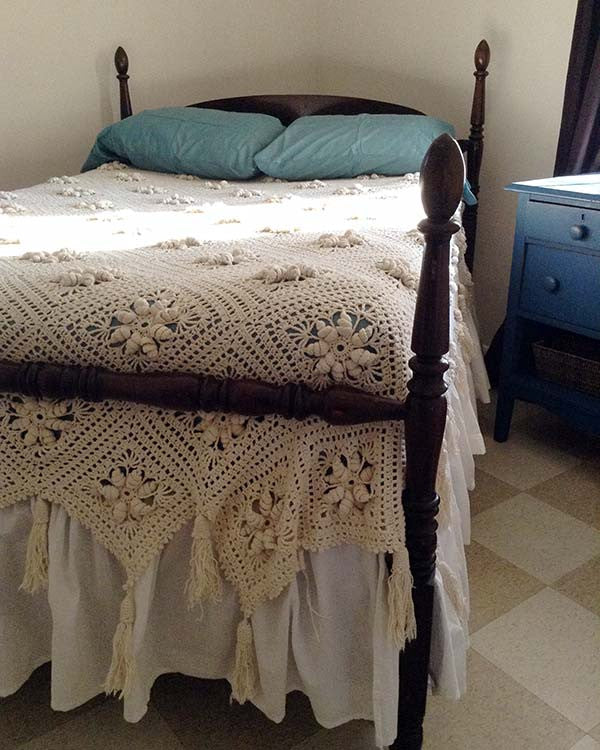 Curlicue Coverlet Crochet Pattern– Maggie's Crochet