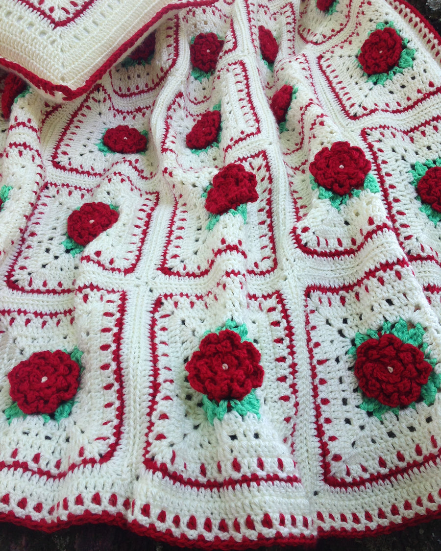 Christmas Rose Afghan & Pillow Set Crochet Pattern – Maggie's Crochet
