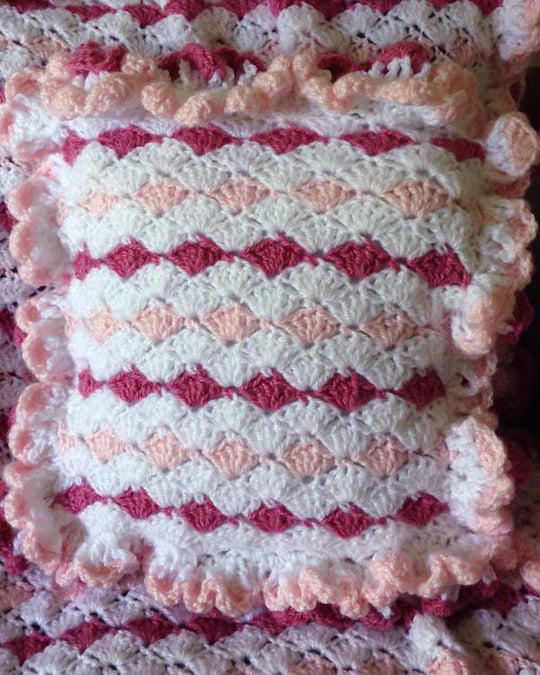 Ruffled Shell Afghan & Pillow Set Crochet Pattern – Maggie's Crochet